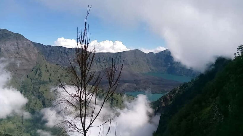 Lombok Volcano Senaru Crater Rim & second summit - An Immersive Trek in the Heart of Lombok’s Volcanoes