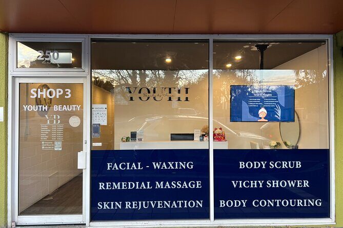 Lomi Lomi Massage & Vichy Shower in Cheltenham, Melbourne - Key Points
