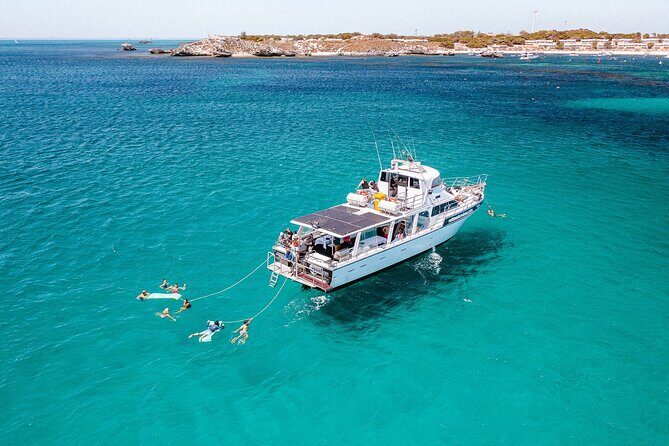 Luxe Seafood Package with Round Trip Ferry from Perth - How Does It Value Compare?