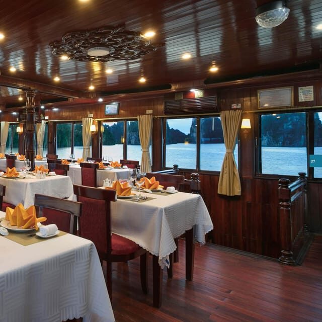 Luxurious 2-Day in 5 Stars Cruise: Lan Ha & Ha Long Bay - Day 1: From Hanoi to the Wonders of Ha Long Bay