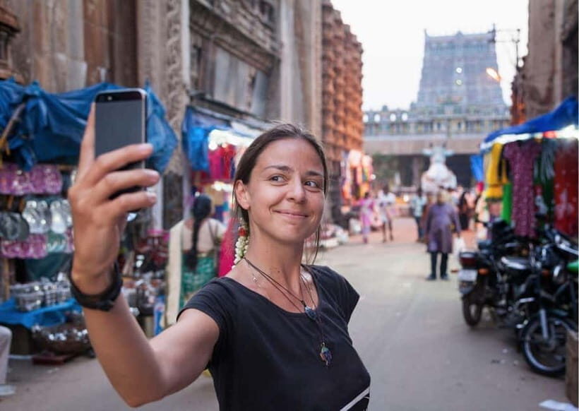 Madurai: Heritage & Cultural Trails Guided Walking Tour - What the Tour Offers in Terms of Experience
