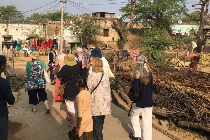 Manpura Looms: Weaves, Walks, Wonders - Practical Details and Tips