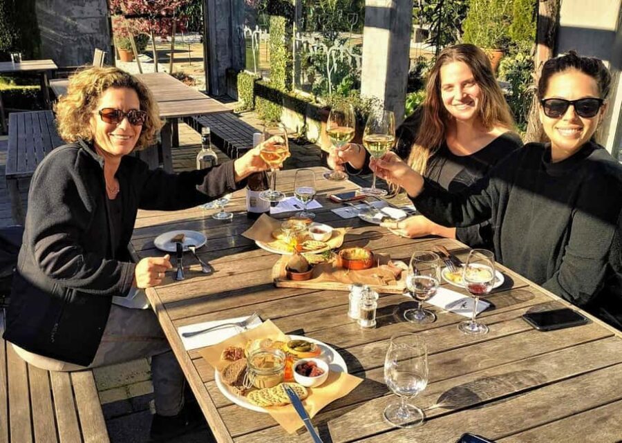 Marlborough: Full-Day Wine Tour - The Lunch Experience
