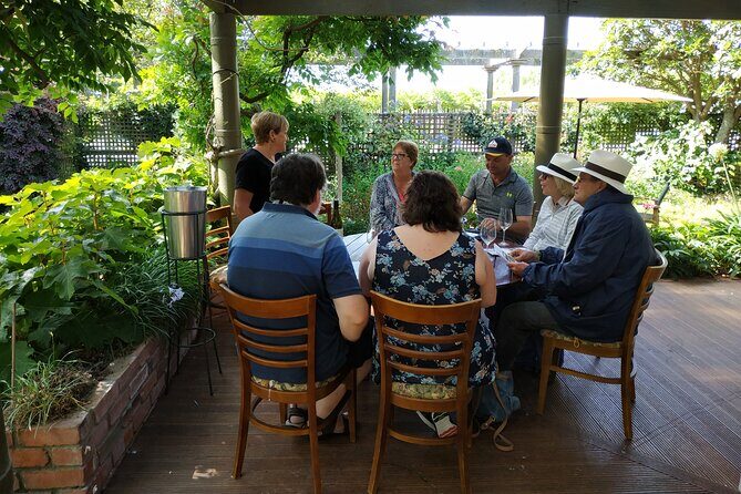 Marlborough Wine Tour - Sampler 1/2Day pick up Blenheim - The Lunch at a Winery