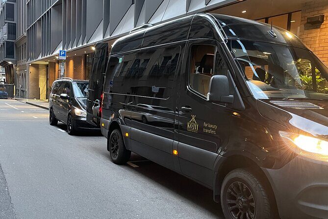 Melbourne CBD Transfer to MEL Airport Private Van Hire - Features That Make a Difference