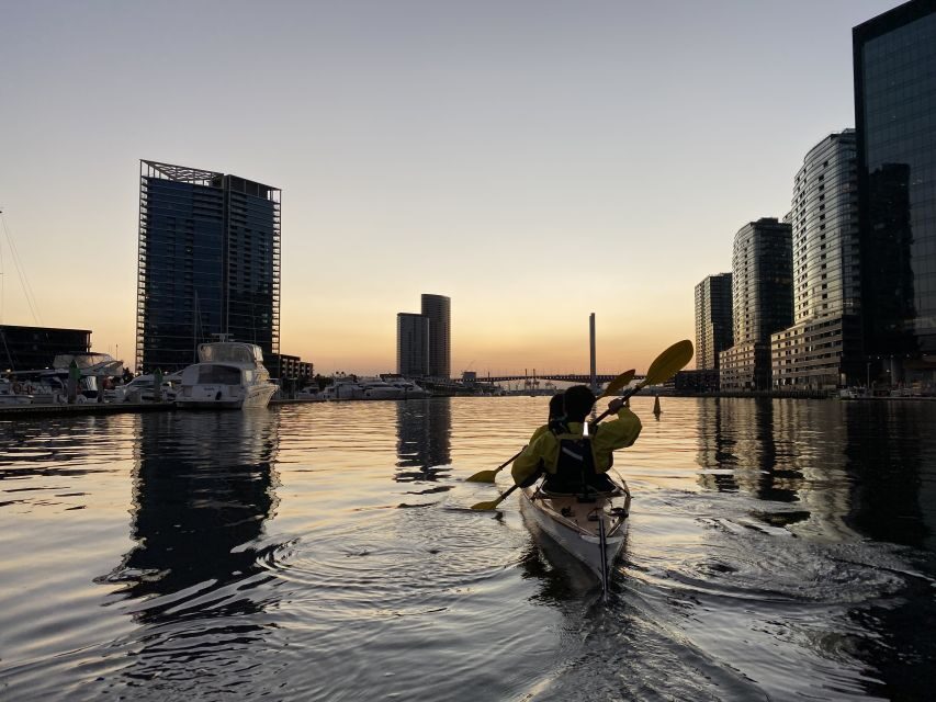 Melbourne: Sunset Kayak Tour with Dinner - Equipment, Comfort, and Practical Tips