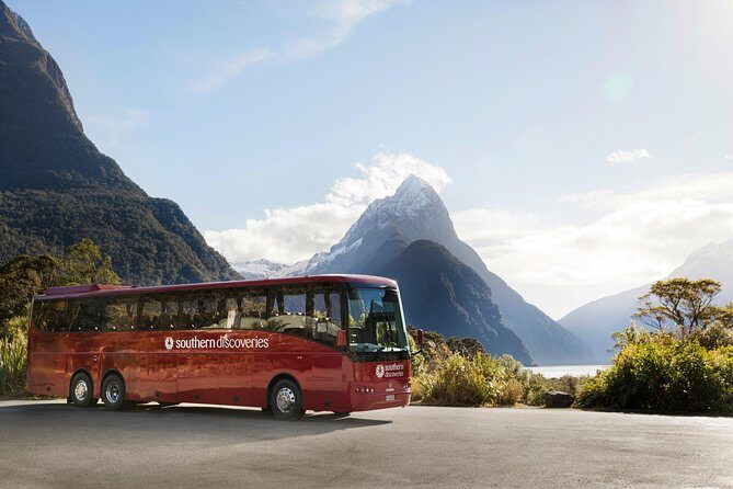 Milford Sound Coach and Cruise Tour from Queenstown with Flyback - The Highlights on the Road: Lakes, Rivers, and Glacier-fed Spring