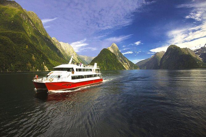 Milford Sound Flight and Cruise ex Queenstown - The Itinerary in Depth