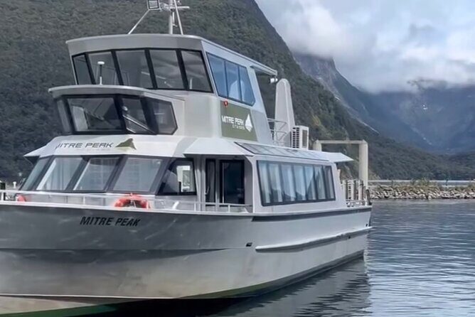 Milford Sound Private Day Trip from Queenstown via Te Anau - FAQ