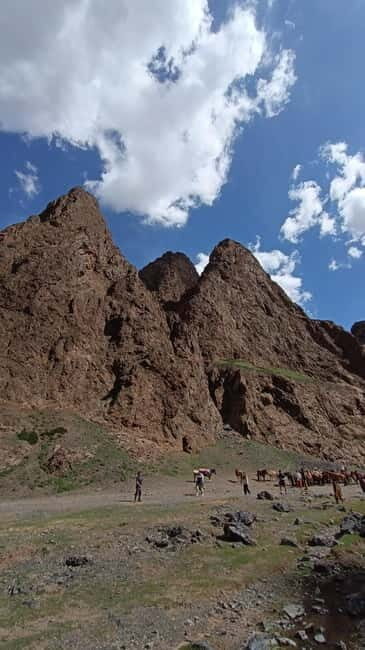 Mongolia: Gobi Desert and Kharkhorin, Central Mongolia Tour - Sand Dunes and Dinosaur Fossils