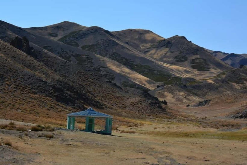 Mongolia: Yol Valley Horseback Riding Tour - An Authentic Ride Through the Heart of Mongolia