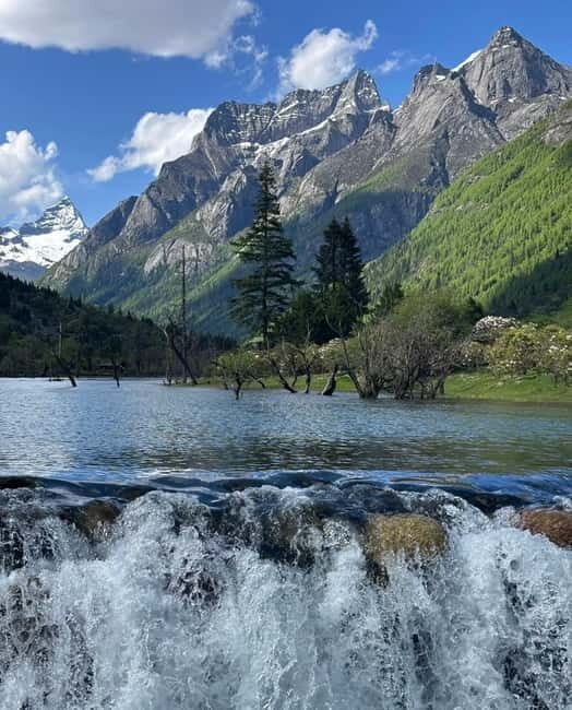 Mount Siguniang : Hiking & Photography Day Tour - Introduction: A Taste of the Oriental Alps