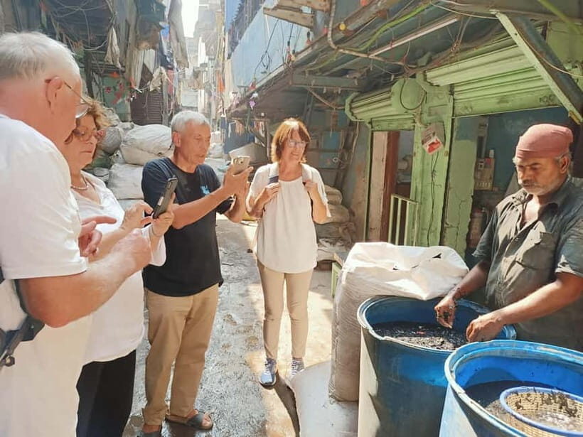 Mumbai: Dharavi Slum and Dhobi Ghat Tour with Train Ride - The Experience’s Practical Details