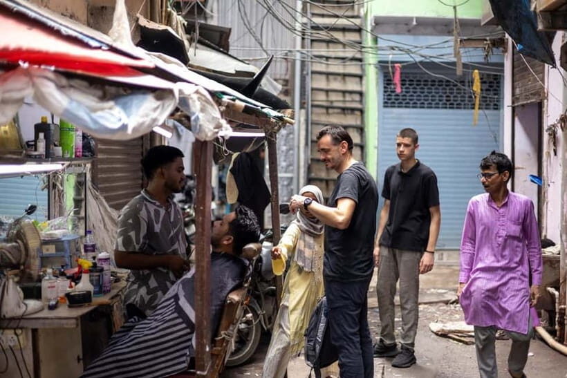 Mumbai: Dharavi Slum Tour a with Local Guide - Who Should Consider This Tour?