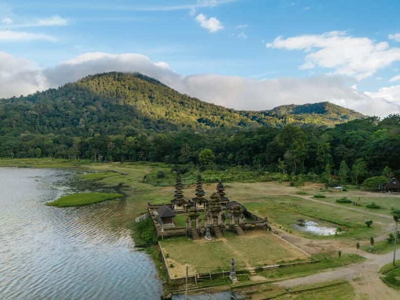 Munduk Jungle Trek: Twin Lakes View, Temple and Waterfall - What Makes This Tour Stand Out?
