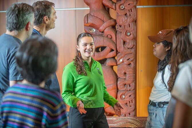 Museum of New Zealand Te Papa Tongarewa: Introducing Te Papa Tour - Authentic Insights from Visitors
