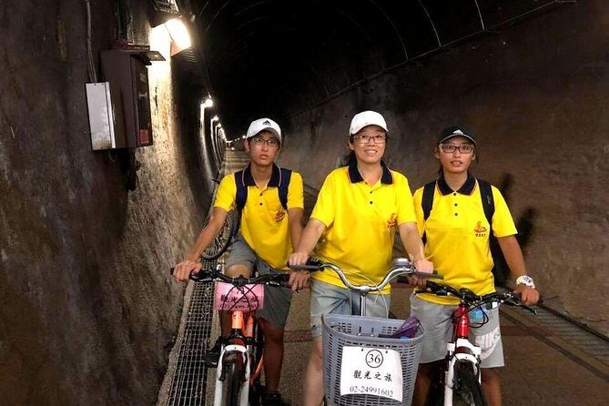 N112 Northeast Day Tour (South Yaki Rock Fulong Sanjiaojiao Beiguan Haichao Park Burang Coffee Castle) (10h) - Transport, Value, and Practicalities