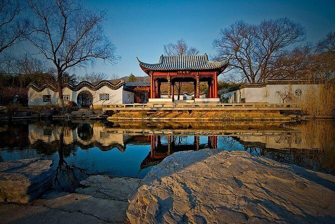 Nanjing Private Tour: Sun Yat-Sen Mausoleum, Xiaoling Tomb, Tangshan Hot Spring - Visiting Sun Yat-Sen Mausoleum