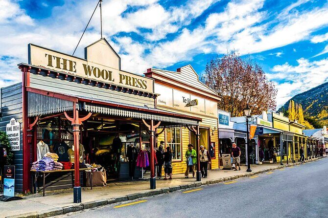 NEW: Ale Trail: Wharehuanui Adventure with Queenstown Shuttles - A Detailed Breakdown of the Itinerary