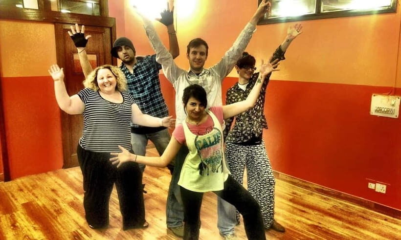 New Delhi: Namaste India Bollywood Dance Workshop - The Itinerary: What Does the Workshop Cover?