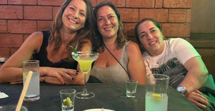 New Delhi: Private Guided Nightlife Experience with Drink - What to Expect at Each Stop