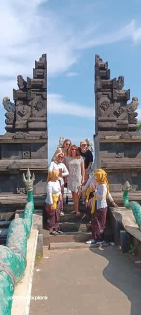 Ngobaran Beach-Temples: Javanese Meditation and Healing - The Heart of the Experience: Meditation and Rituals