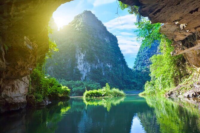Ninh Binh Full-Day Tour From Hanoi to Hoa Lu & Tam Coc - Authentic Experiences and Highlights
