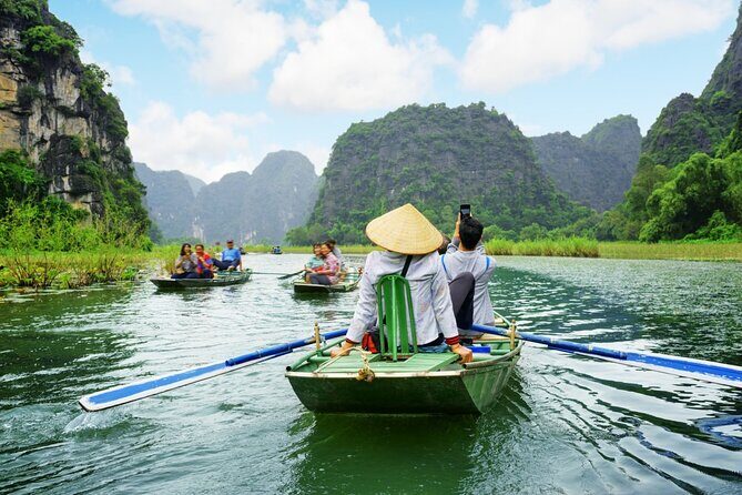 Ninh Binh Full-Day Trip: Hoa Lu -Tam Coc By Limousin Bus - Analyzing the Value