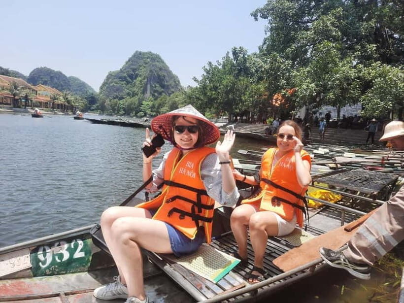 Ninh Binh: Highlights Luxury Small Group Day Tour - Hoa Lu: Vietnam’s Imperial Past