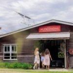 Noosa: Winery, Gin Distillery and Brewery Tour with Lunch - What Makes This Tour Stand Out?