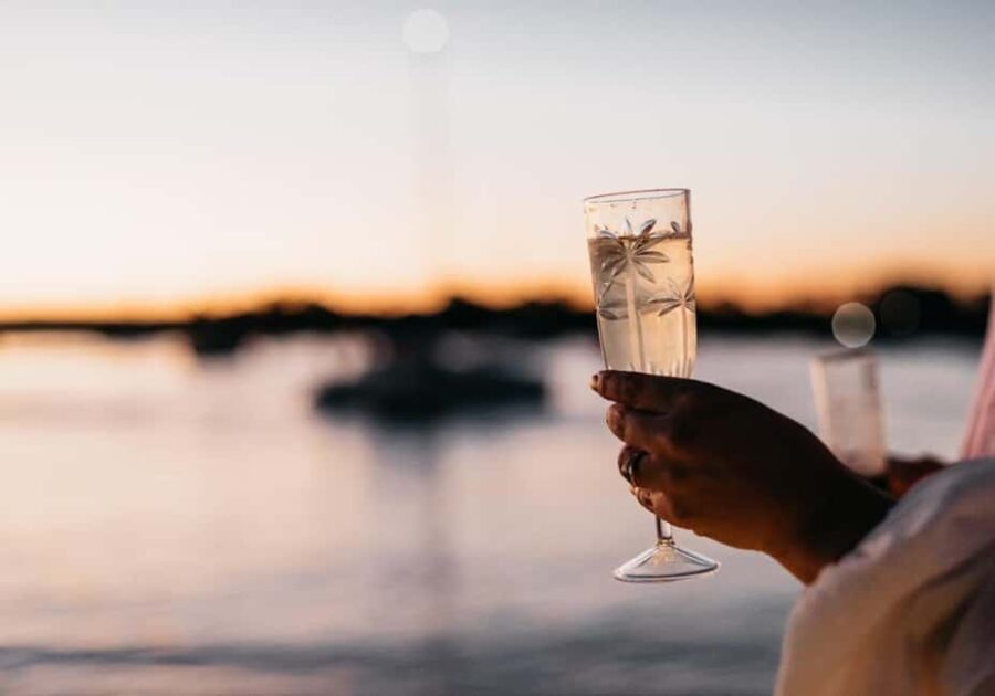 Noosaville: Noosa River Sunset Cruise - What You Can Expect on the Noosa River Sunset Cruise
