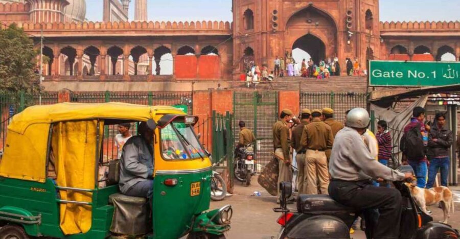 Old Delhi: 3-Hour Guided Chandni Chowk & Tuk Tuk Tour - Transport & Logistics: What It Means for You