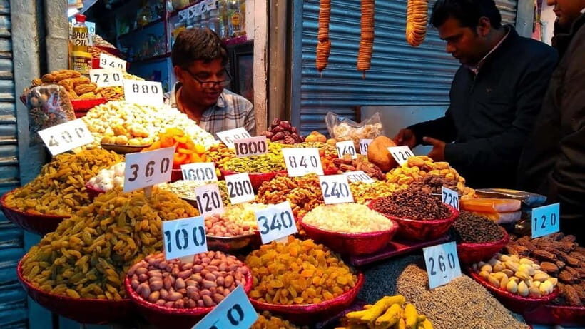 Old Delhi: Khari Bawli - Asia's Largest Spice Market - A Deep Dive into the Experience