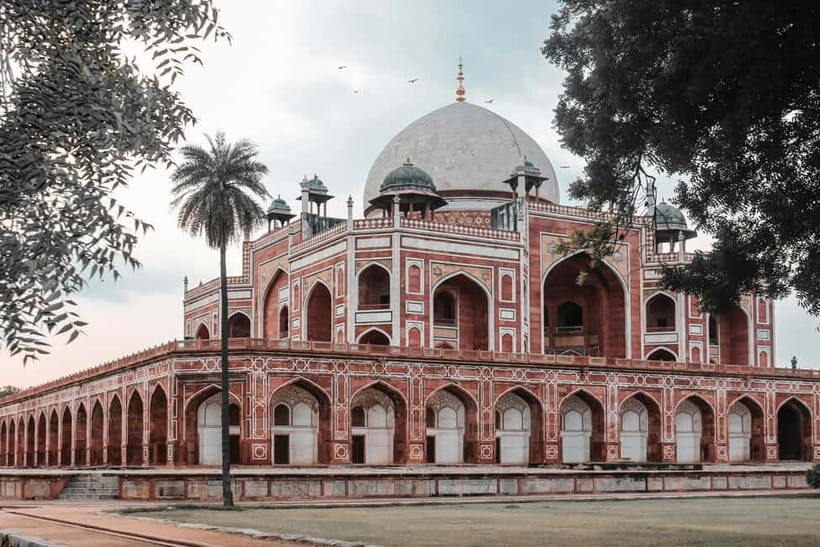 Old Delhi: Street Food Tour with Optional vehicle - Transportation and Group Size