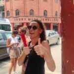 Old Delhi: Walking Tour with Tuk Tuk Ride & Snacks (Español) - Why This Tour Provides Good Value