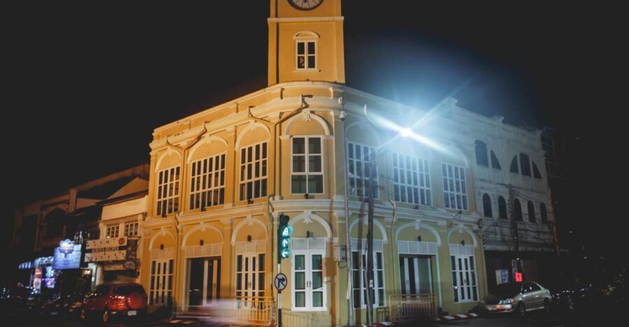 Old Town Cultural Heritage Tour with Dinner - Who Is This Tour Best Suited For?