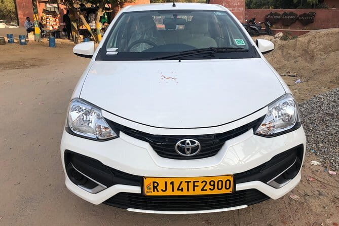 One Way Transfer From Jaipur To Chittorgarh Fort in AC Vehicle - Why Travelers Might Choose This Service