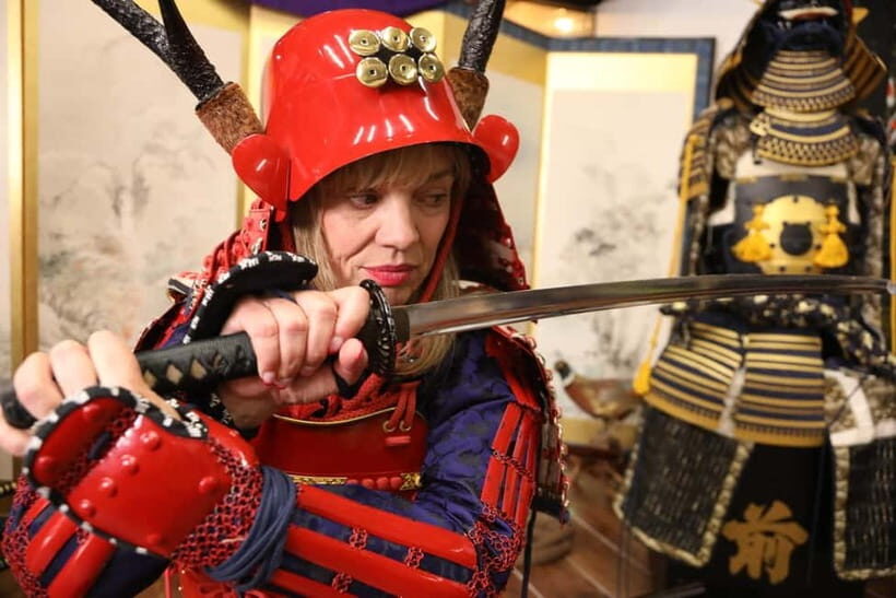 Osaka: 90-Minute Samurai Armor & Sword Lesson near Castle - The Itinerary Breakdown