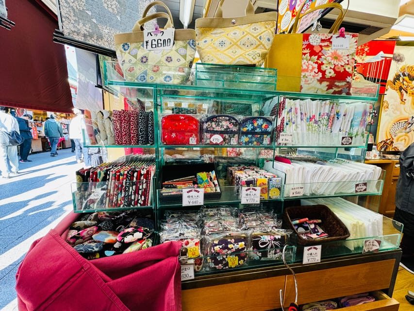 Osaka: Enjoy Street Food & Shopping in Dotonbori - Key Points