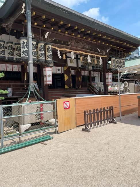 Osaka: Guided Tour in Museum, Shopping Street & Shrine - Detailed Breakdown of the Itinerary