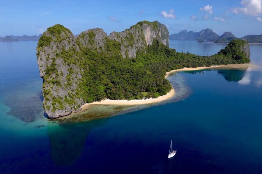 Palawan: Private Sailing Yacht Cruise in El Nido - What Makes This Tour Stand Out?
