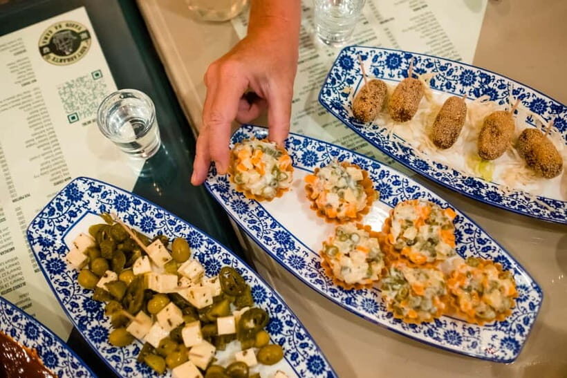 Panaji: Feni and Tapas Food Trail in Panjim - Authentic Experiences That Matter