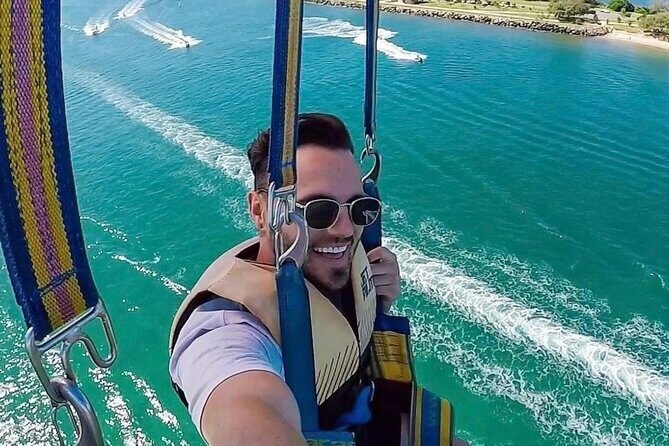 Parasailing on the Gold Coast, Fly solo, Tandem or Triple - Safety and Comfort