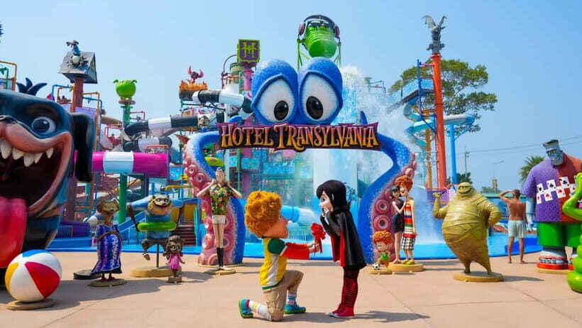 Pattaya: Columbia Pictures Aquaverse Entry Ticket - How is the experience structured?