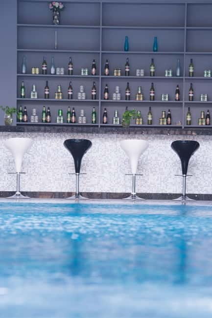 Pattaya: Indigo Bar at Bay Beach Resort Jomtien F&B Packages - Why This Experience Works for Different Travelers