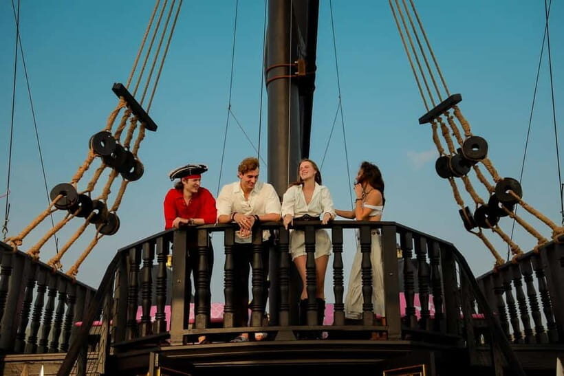 Pattaya: Koh Larn Pirate Cruise with Transfer & Activities - Organizational Aspects and Language