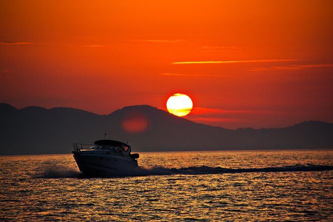 Phi Phi Maiton Khai Sunset Premium Tour - What Makes This Tour Stand Out