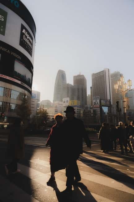 Photo Walk through SHINJUKU, TOKYO - Key Points