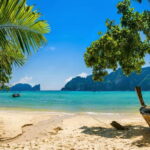 Phuket: Phi Phi Islands, Bamboo Island and Pileh Lagoon Trip - The Lunch Break and Pileh Lagoon