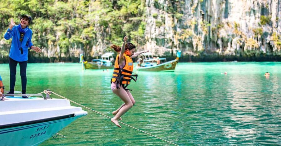 Phuket: Relaxed Phi Phi & Khai Islands Beach Snorkeling Tour - What’s Included and What to Consider